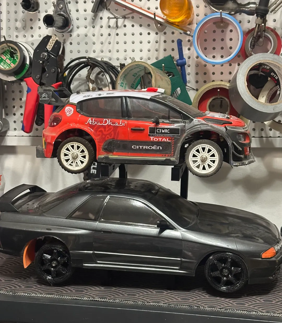 RC Remote Control Car Desktop Display Stand by user_2398760800 - MakerWorld