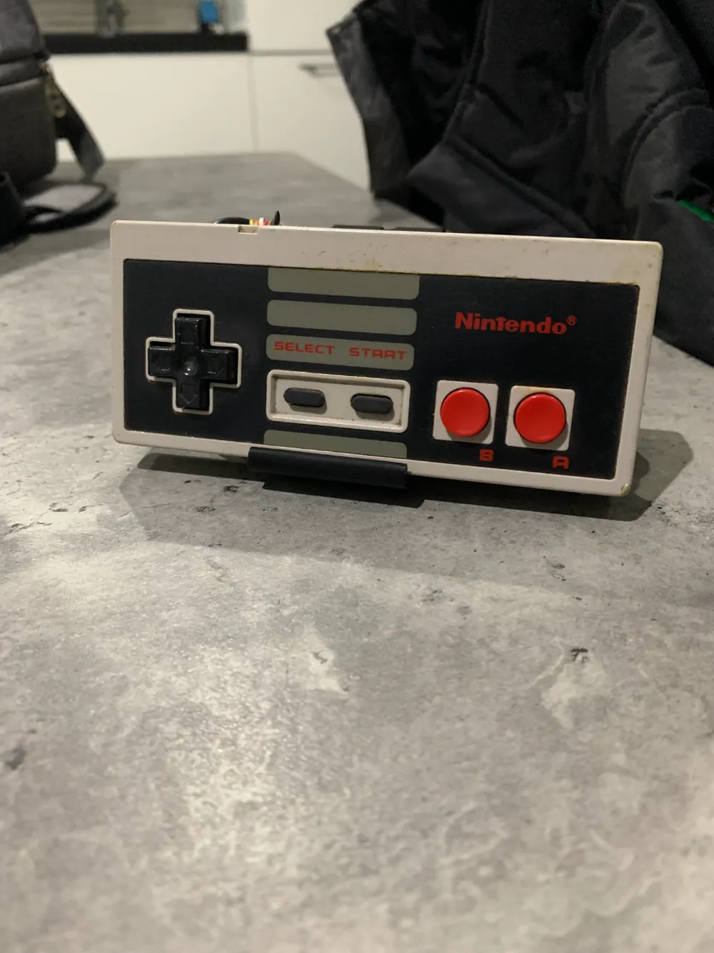 Nes Controller / Pad Stand - entertainment system by Danielepand ...