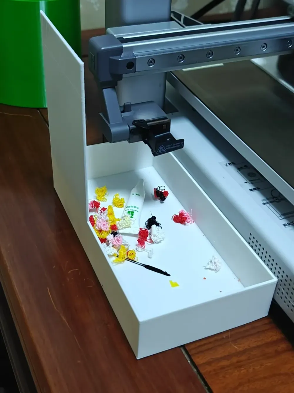 Ultra-minimalist A1 Bambu Lab waste bin baffle by user_3625115342 ...