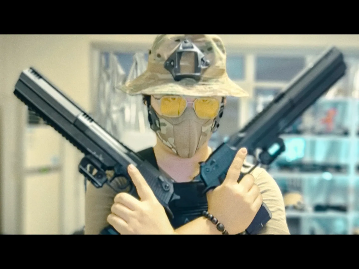 Gato manso Desert Eagle Águila del desierto Supresor por 洛水三千离箜篌 ...