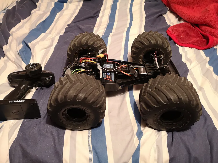 J Concepts monster truck wheel adaptor to 12mm hex - Free 3D Print ...