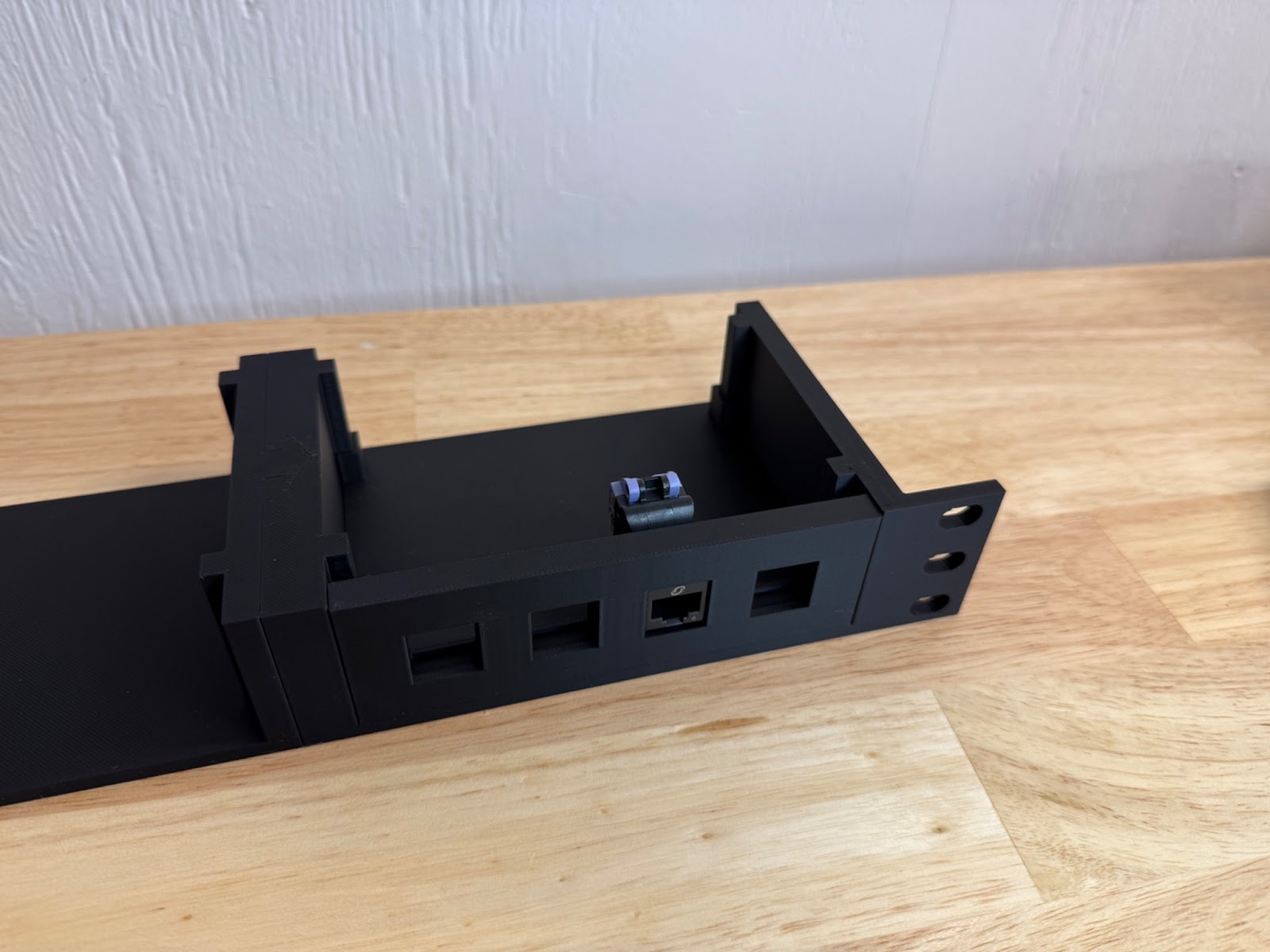 RackMod 1U: Modular Server Rack by tomtechie MakerWorld: Download Free ...