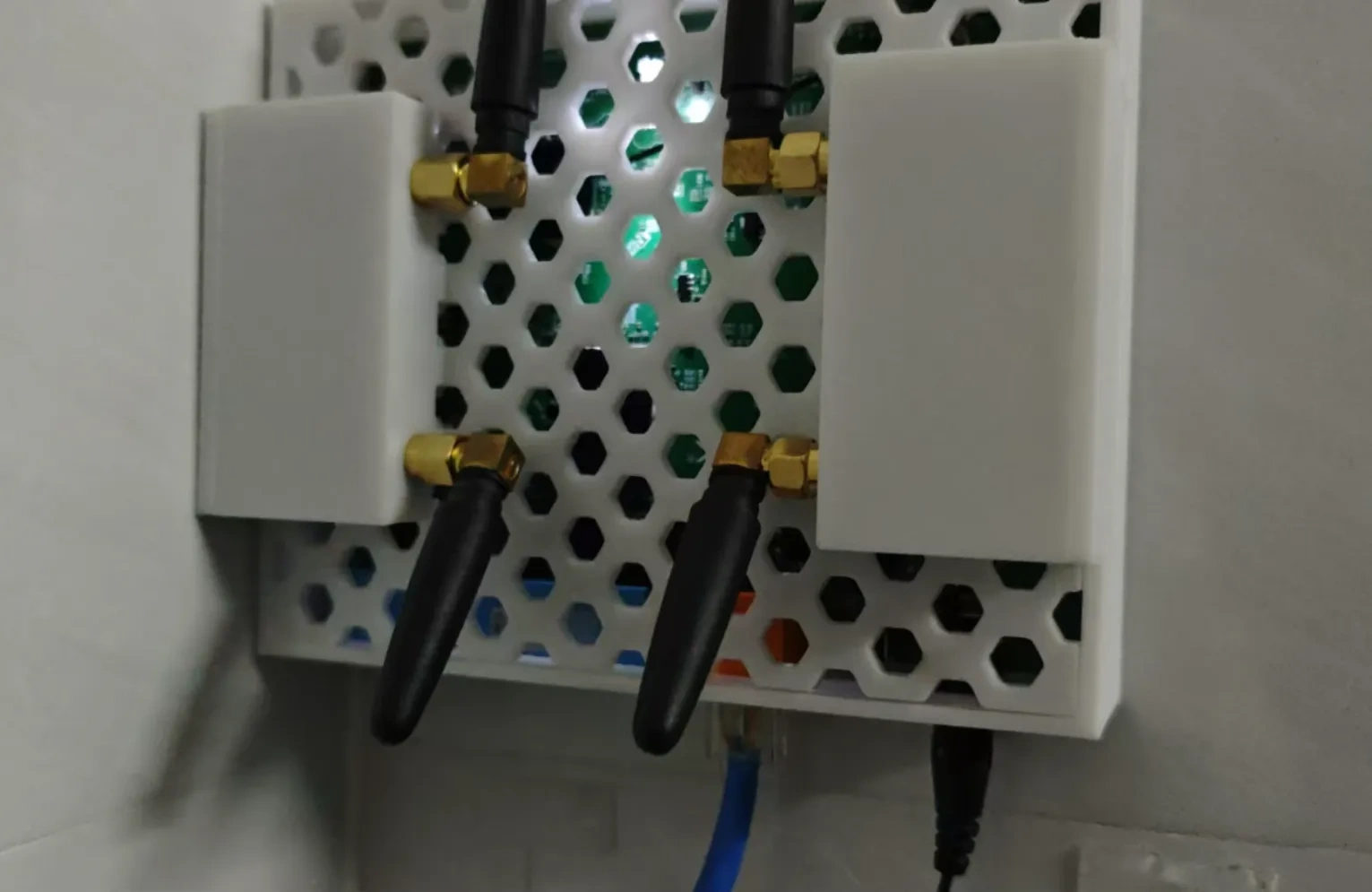 Router Housing by 雾荟 - MakerWorld