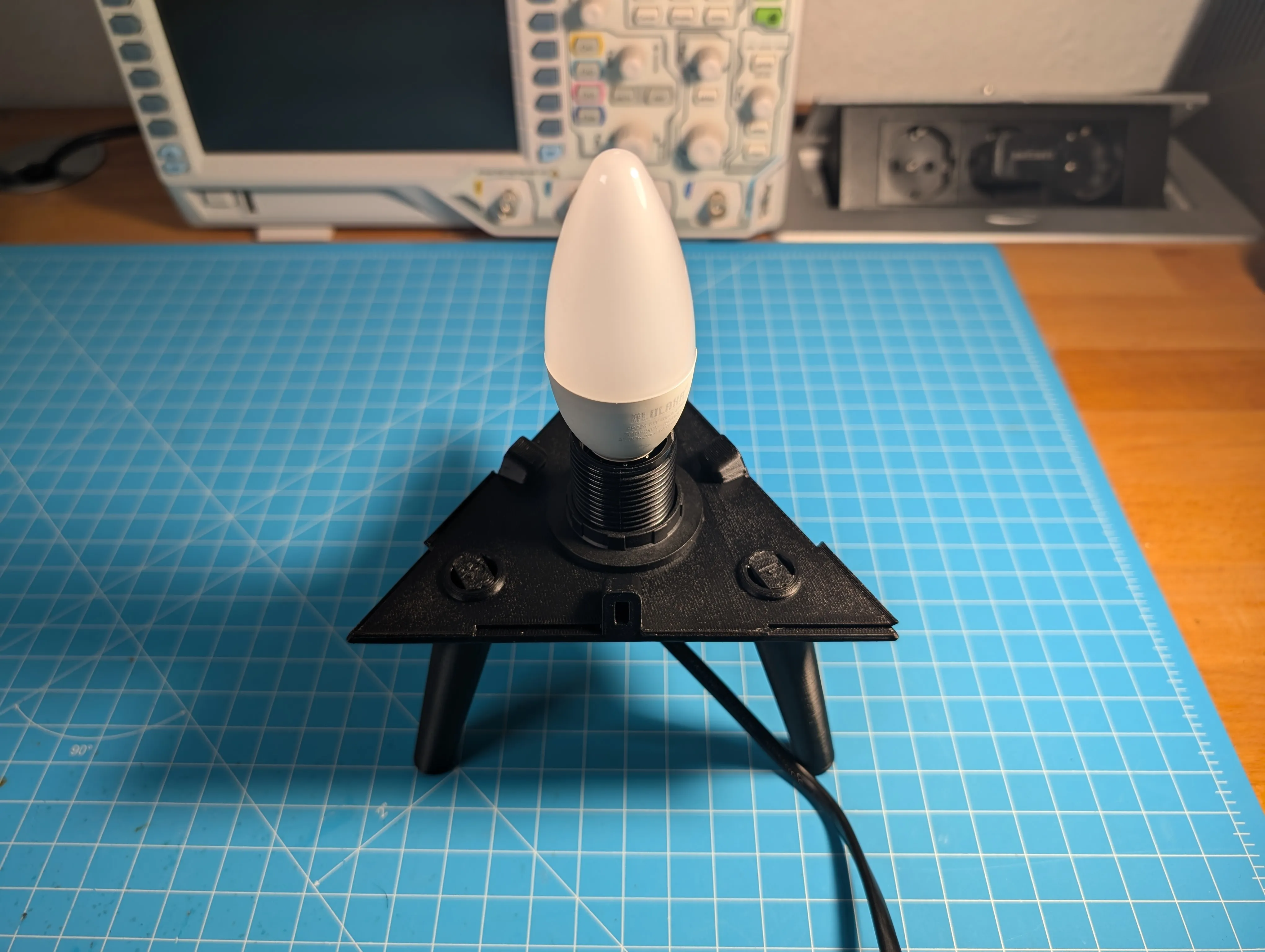 IcoFlux - A Fully 3D Printed Lamp! by Modular Mapping MakerWorld: Download Free 3D Models