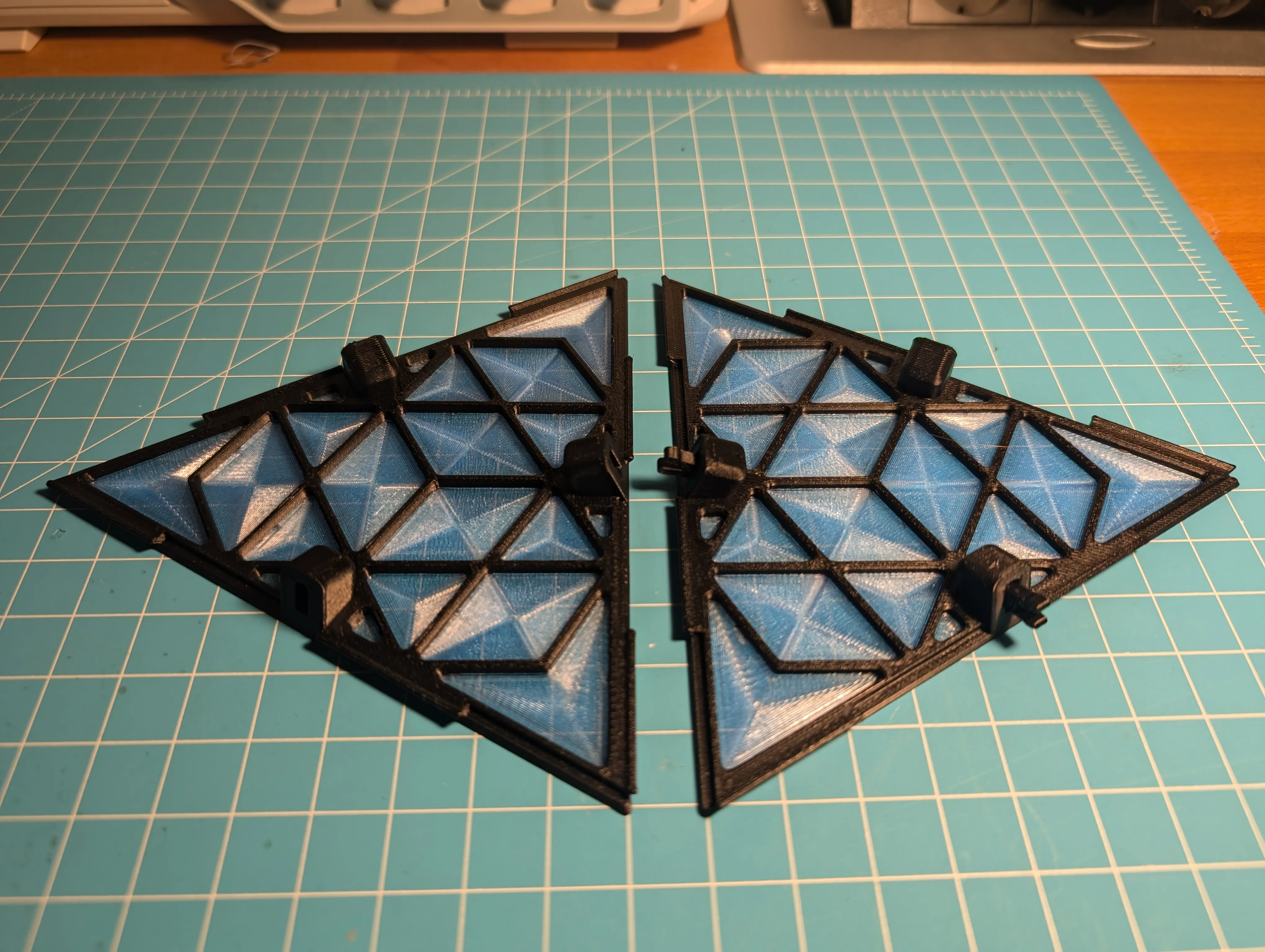 IcoFlux - A Fully 3D Printed Lamp! by Modular Mapping MakerWorld: Download Free 3D Models