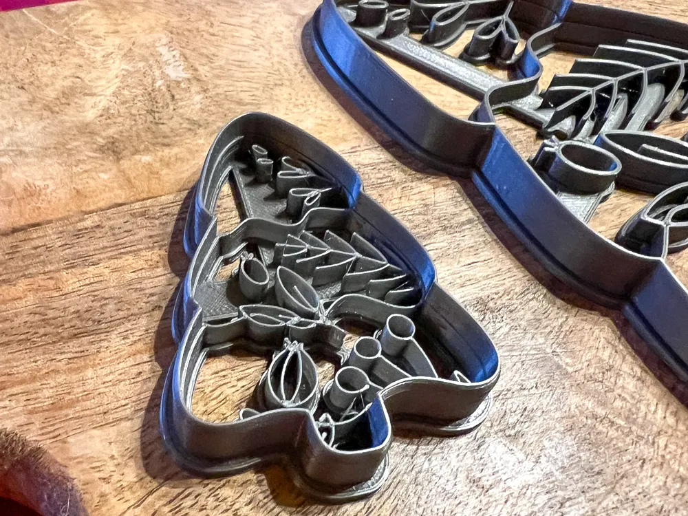 Tree embosing cookie cutter - Free 3D Print Model - MakerWorld