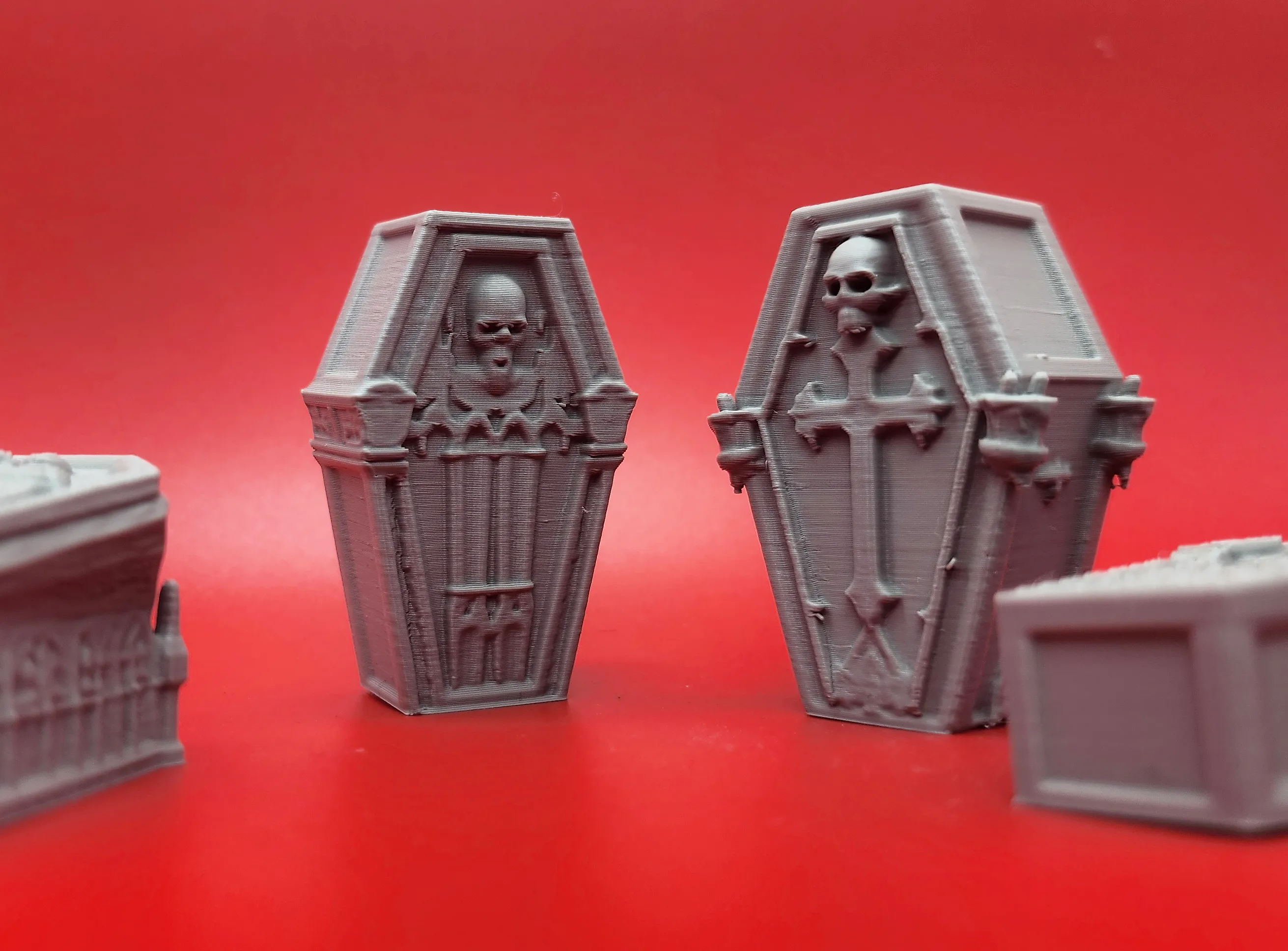 4 Spooky Vampire Coffin Minis by Triple G Workshop MakerWorld: Download ...