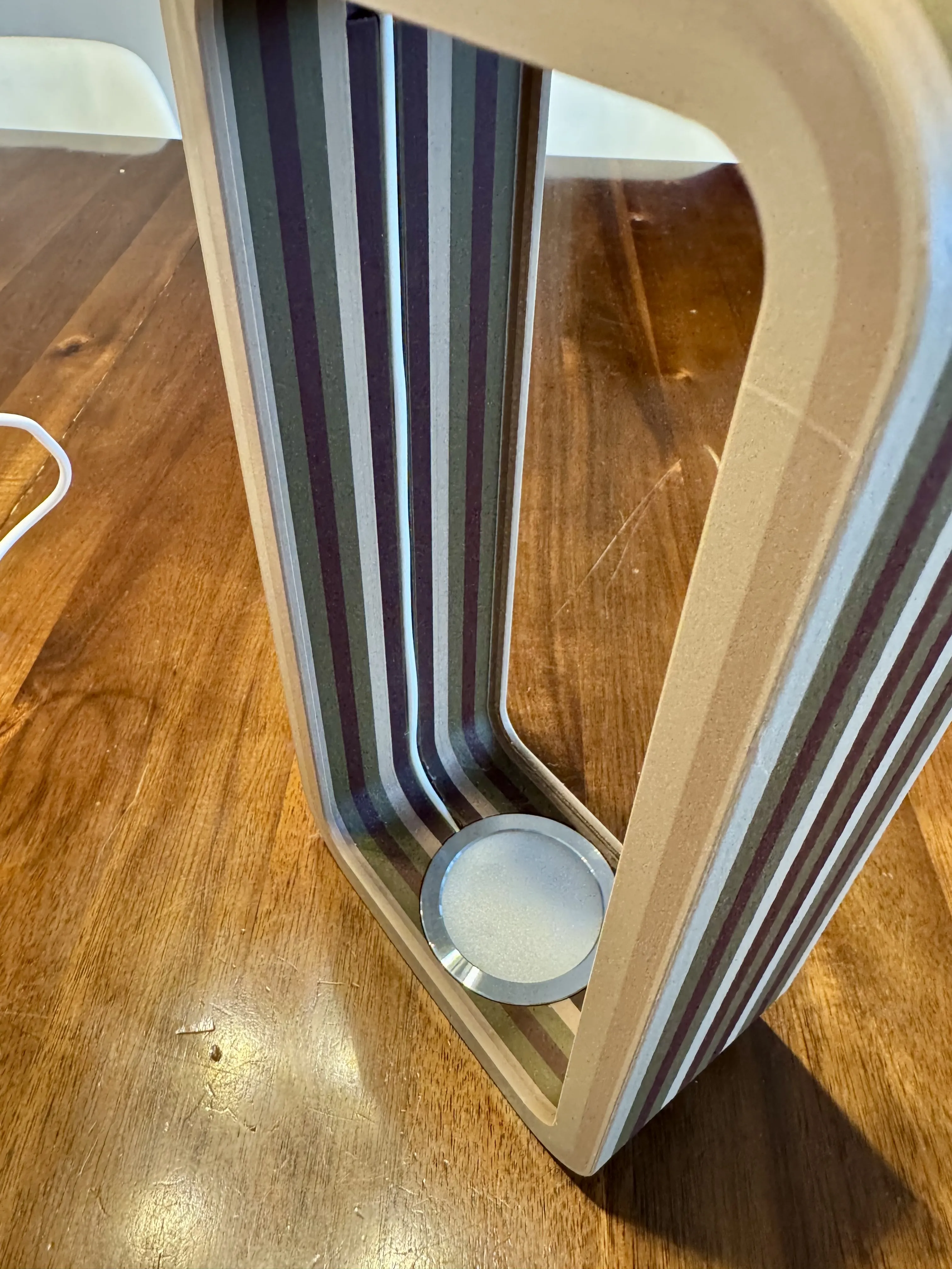 Contour Lamp by Jerald MakerWorld: Download Free 3D Models