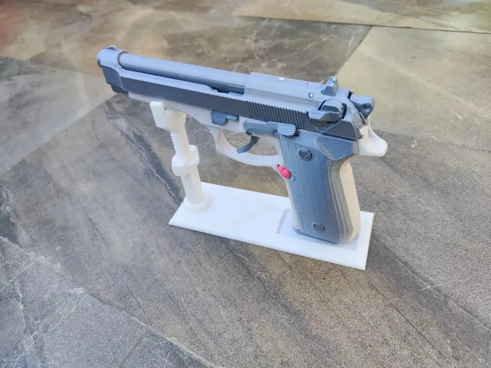 Universal Gun Rack, Quick Print by 彩虹 in MakerWorld: Download Free 3D ...
