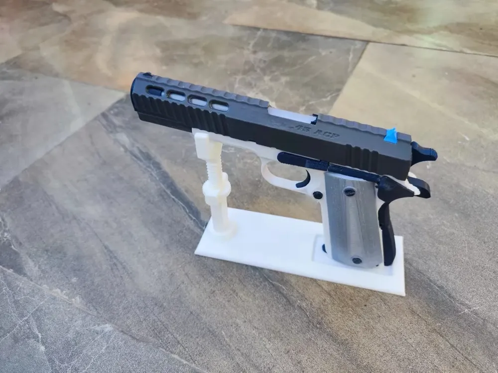 Universal Gun Rack, Quick Print by 彩虹 in MakerWorld: Download Free 3D ...