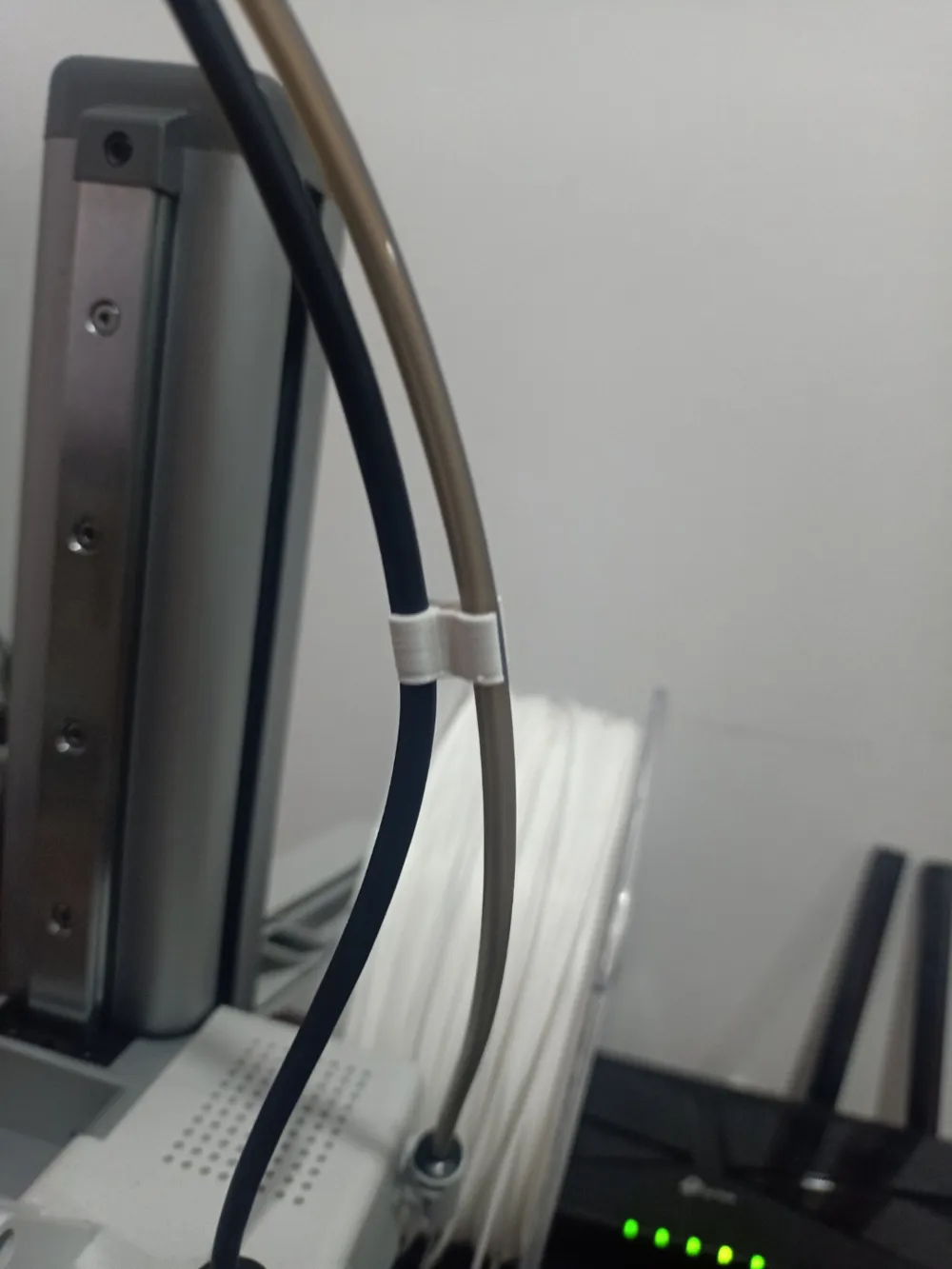 Cable clips (A1, A1 mini without AMS) by Andrii Zuboff - MakerWorld