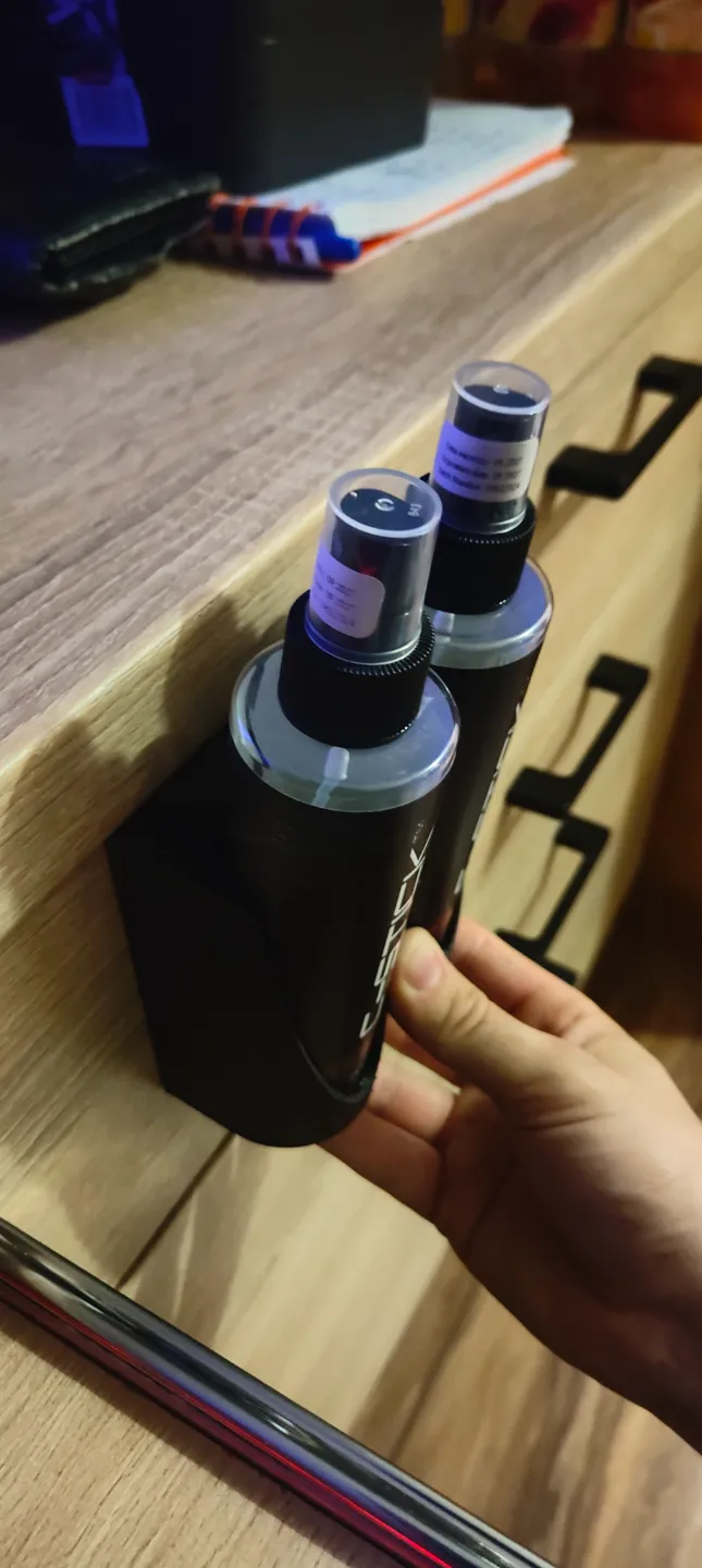 Glue holder "C-stick glue atomizer" by YipMan - MakerWorld