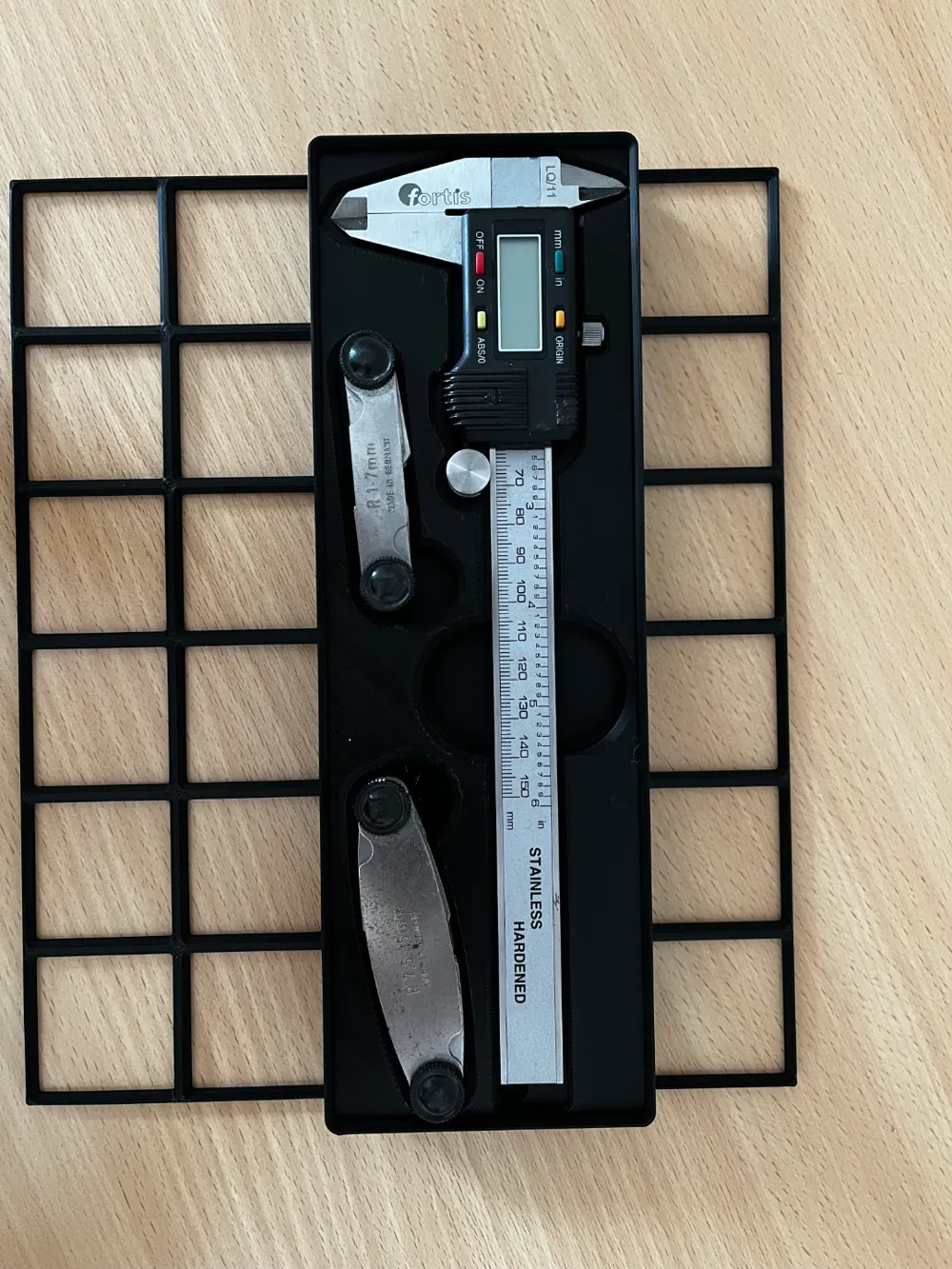 Gridifnity Caliper (Digital) and Radius Gauge Case - Free 3D Print ...