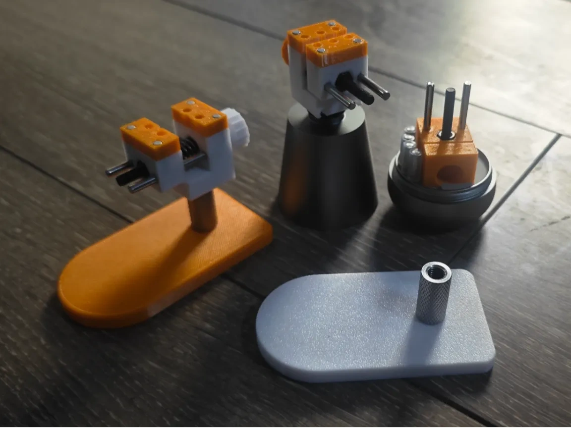 Precision Vise 2.0 for Models (with added base connection) by ZXN ...