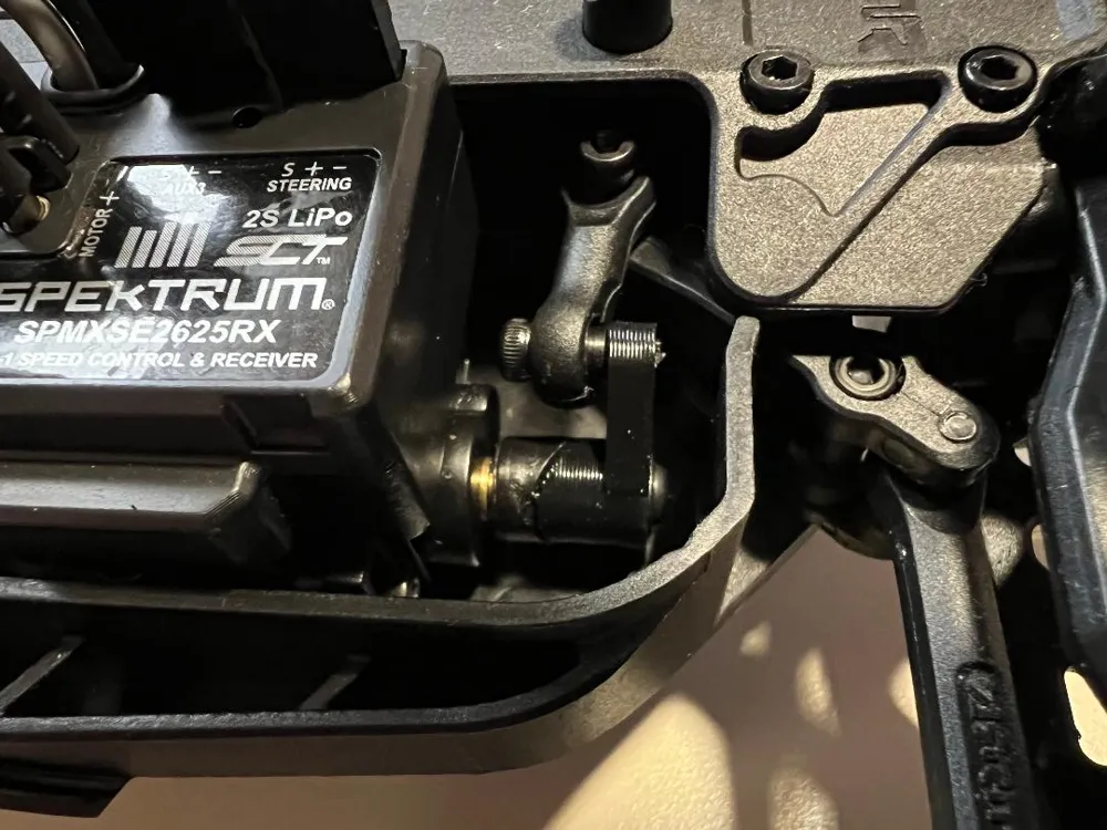 Arrma Grom Typhon Servo Arm by Rifester - MakerWorld