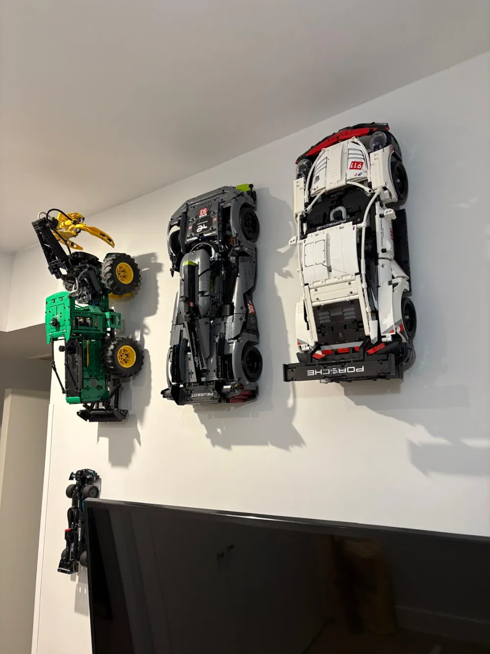 Lego Technic Porsche 911 RSR Wall Mount - Free 3D Print Model - MakerWorld