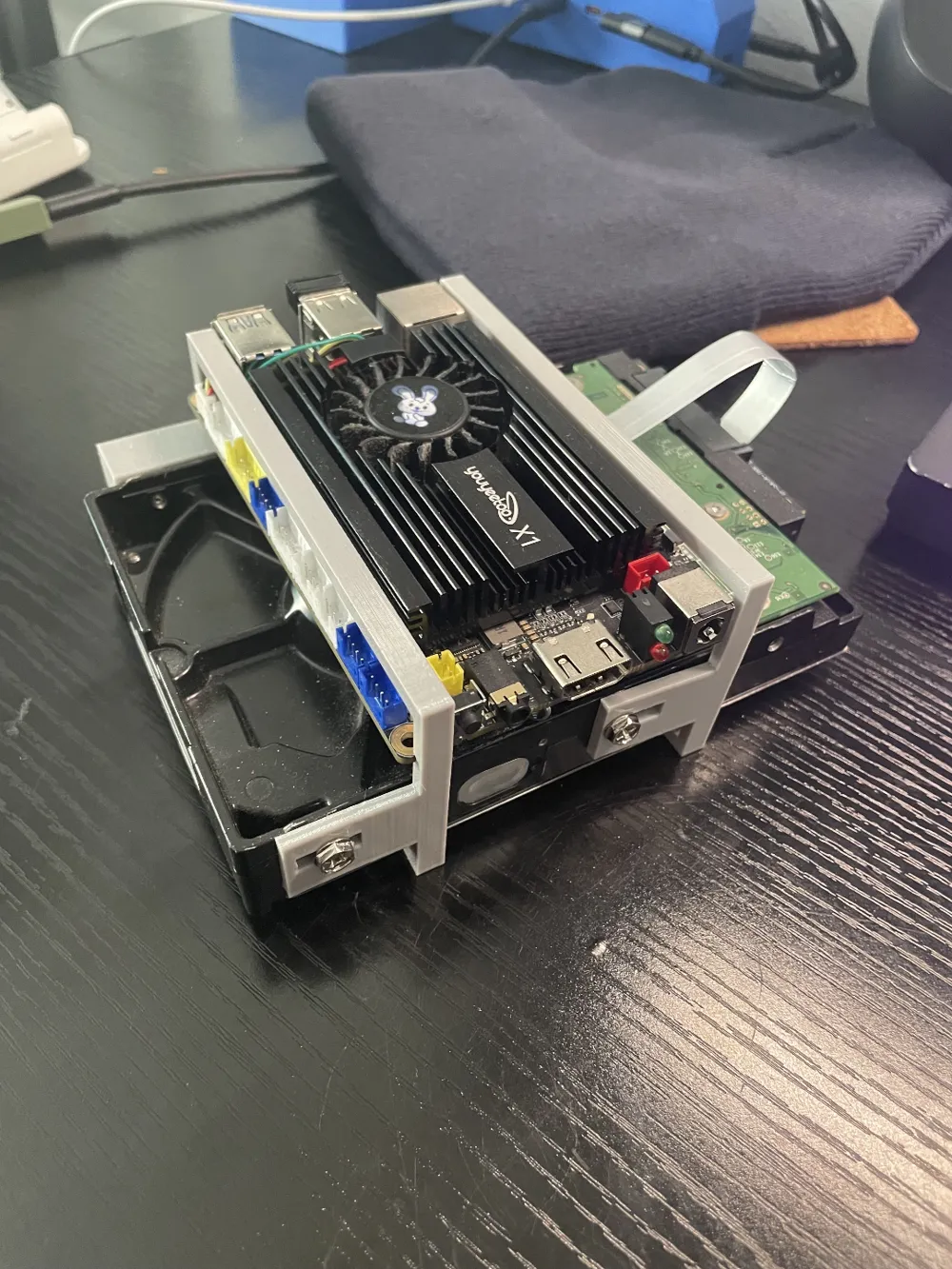 Youyeetoo X1 hard drive stand by zorthie MakerWorld: Download Free 3D ...