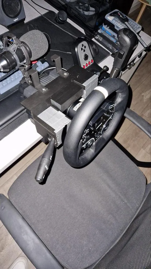 Moza R5 custom Peugeot 106 blinker stalk mod by MasterCreator3000 ...