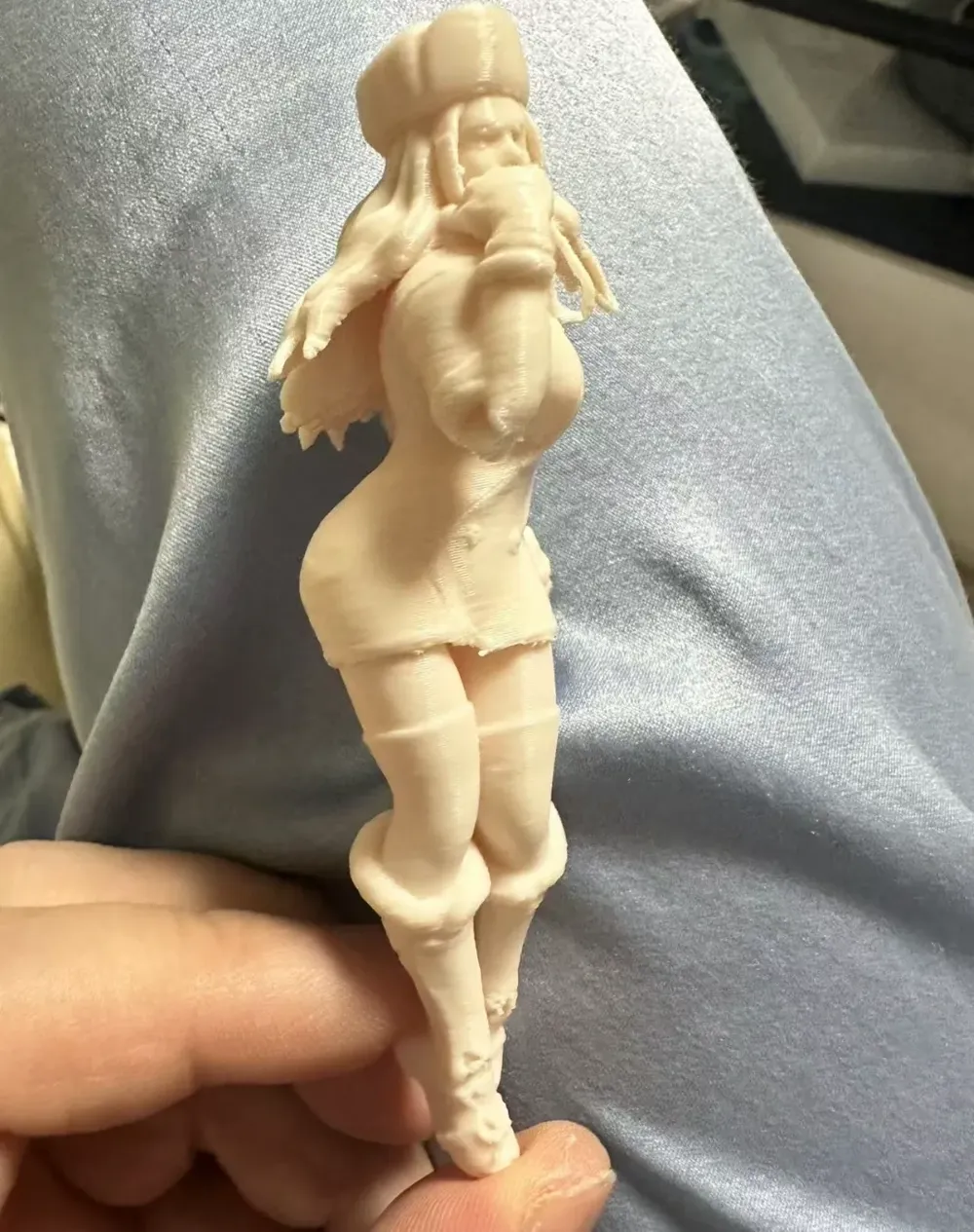 Full-figured Russian beauty by P1SC MakerWorld: Download Free 3D Models