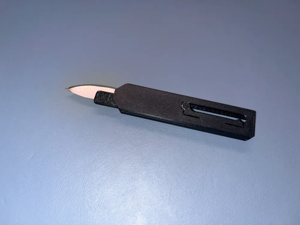 Mini retractable scalpel handle by 整点薯条 - MakerWorld