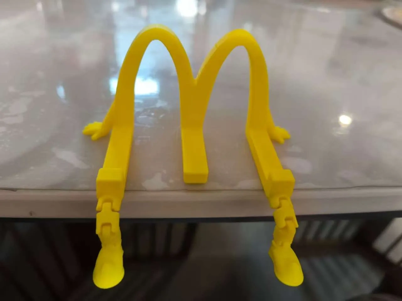 McDonald's Logo Mascot Stand 2.0 by user_1459217716 - MakerWorld