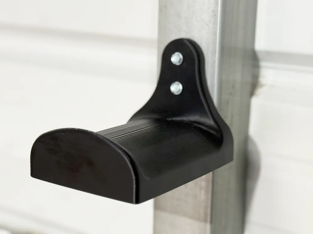 Cornhole Board Wall Mount by automontronic - MakerWorld