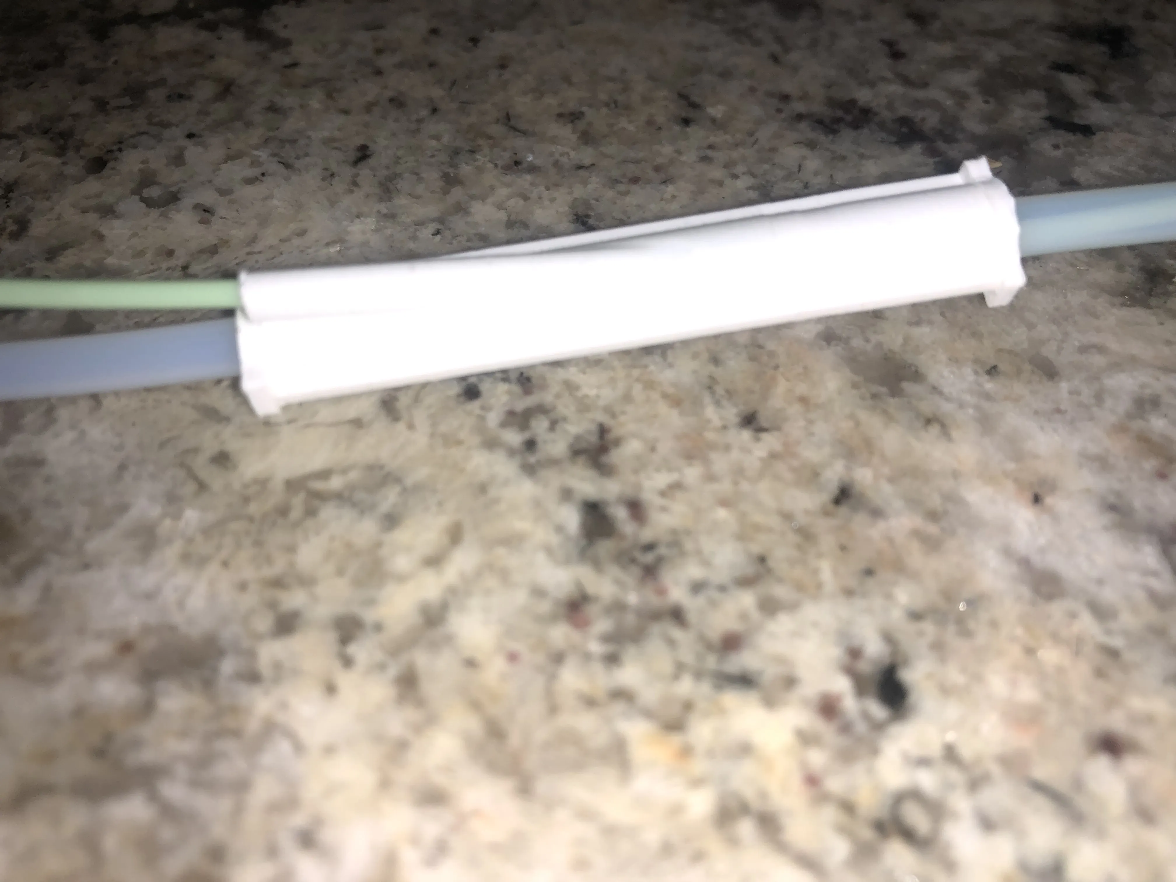 滑らかで洗練されたロック式Yスプリッター 作成者： MoonTiger3D MakerWorld：無料3Dモデルをダウンロード