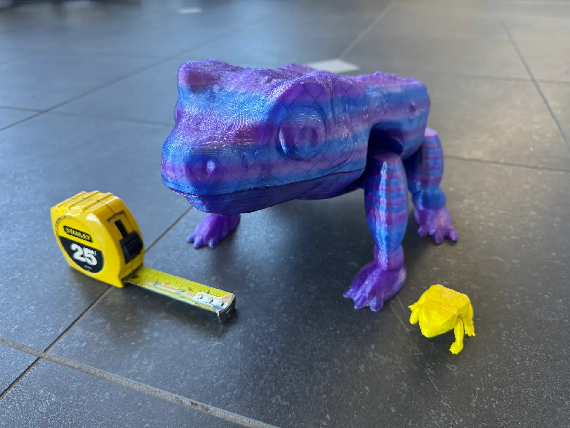 Jumping Frog ! - Free 3D Print Model - MakerWorld