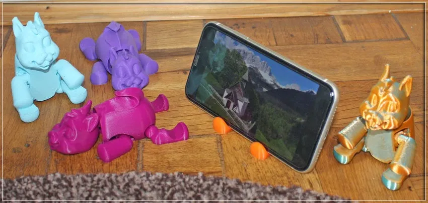 Flexi Squirrel Phone Stand by Kalbo64MakerWorld: Download Free 3D Models