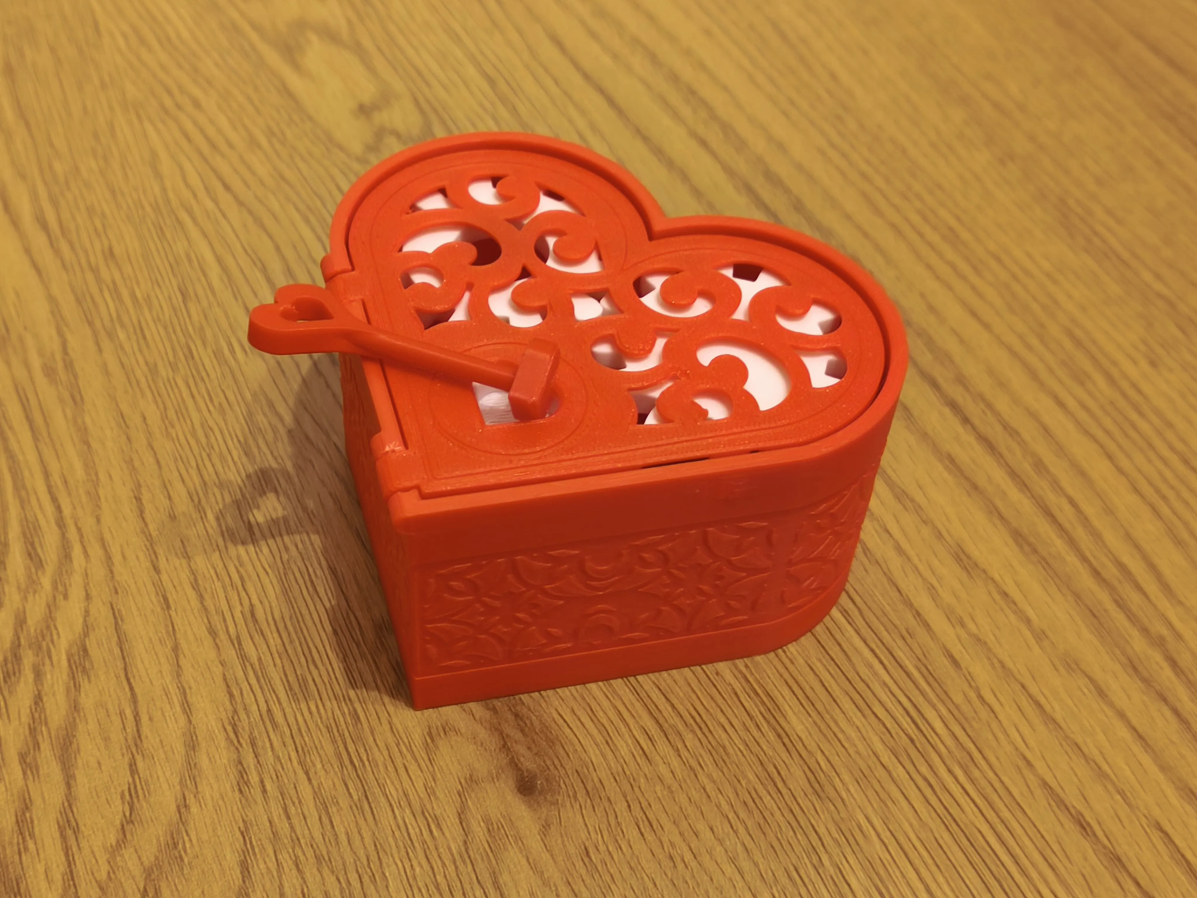 Heart Shaped Lock Box - Gear Lock System with Key - Free 3D Print Model ...