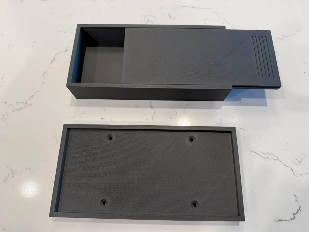 Magnetic Geocache Box by Bert MakerWorld: Download Free 3D Models