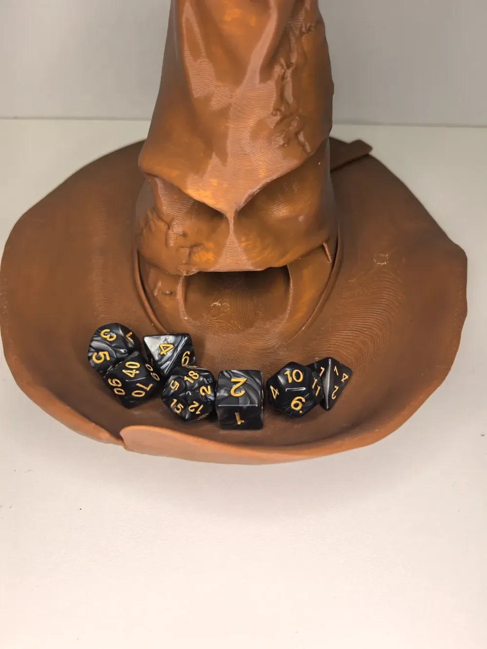 Sorting Hat Dice Tower by user_75275981 MakerWorld: Download Free 3D Models
