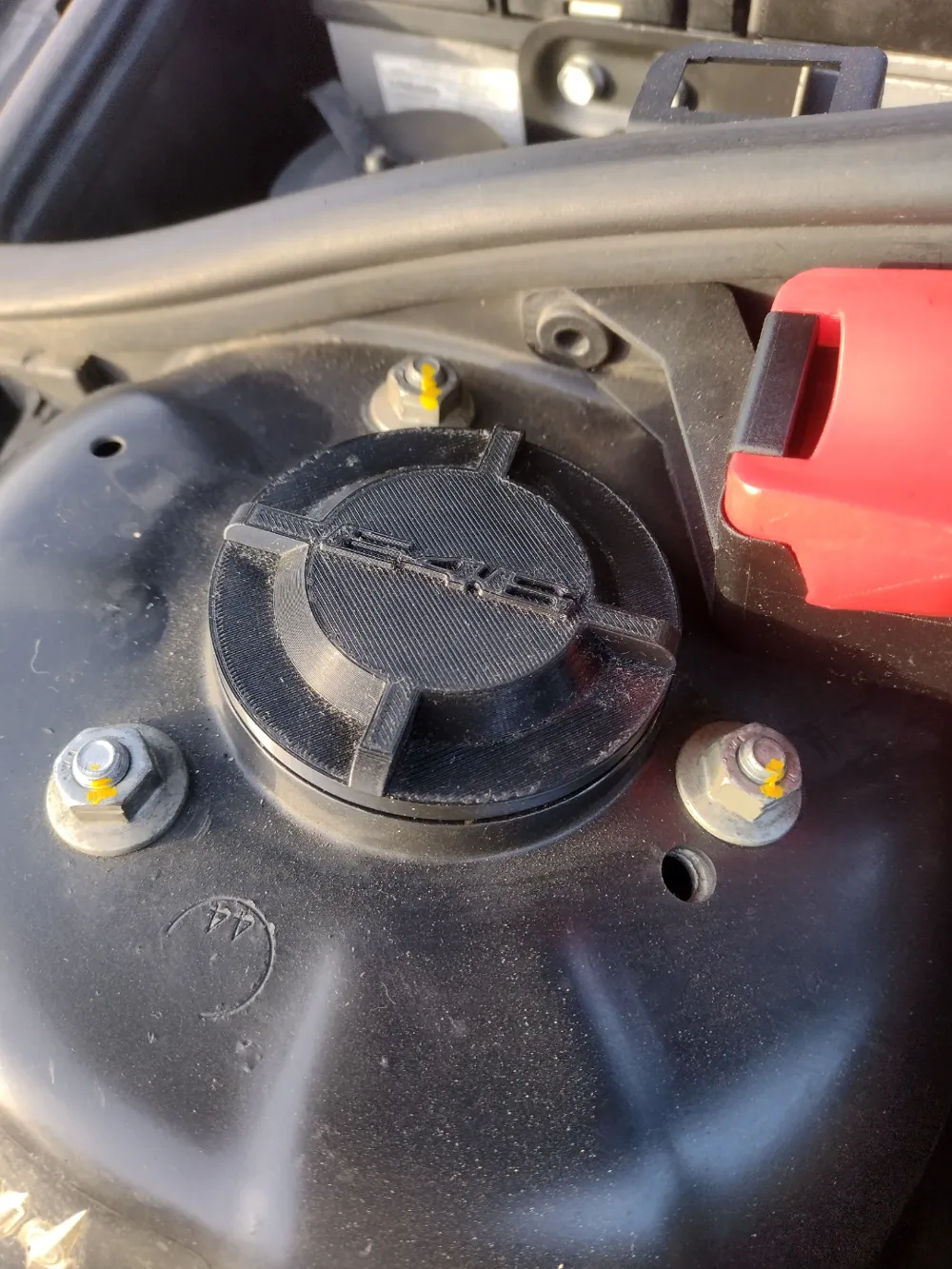 BMW E46 Suspension Cover by heldercruz100 - MakerWorld