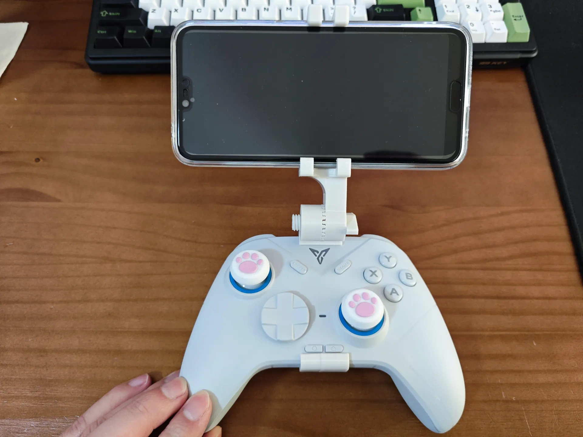 Arctic Wolf Handle Phone Holder by kkrieg - MakerWorld