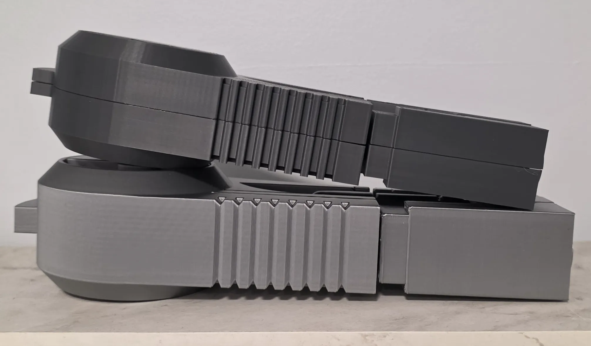 Batman Arkham Grapnel Gun - Free 3D Print Model - MakerWorld