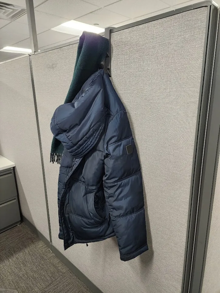 Cubicle Double Hook Coat hanger - Free 3D Print Model - MakerWorld