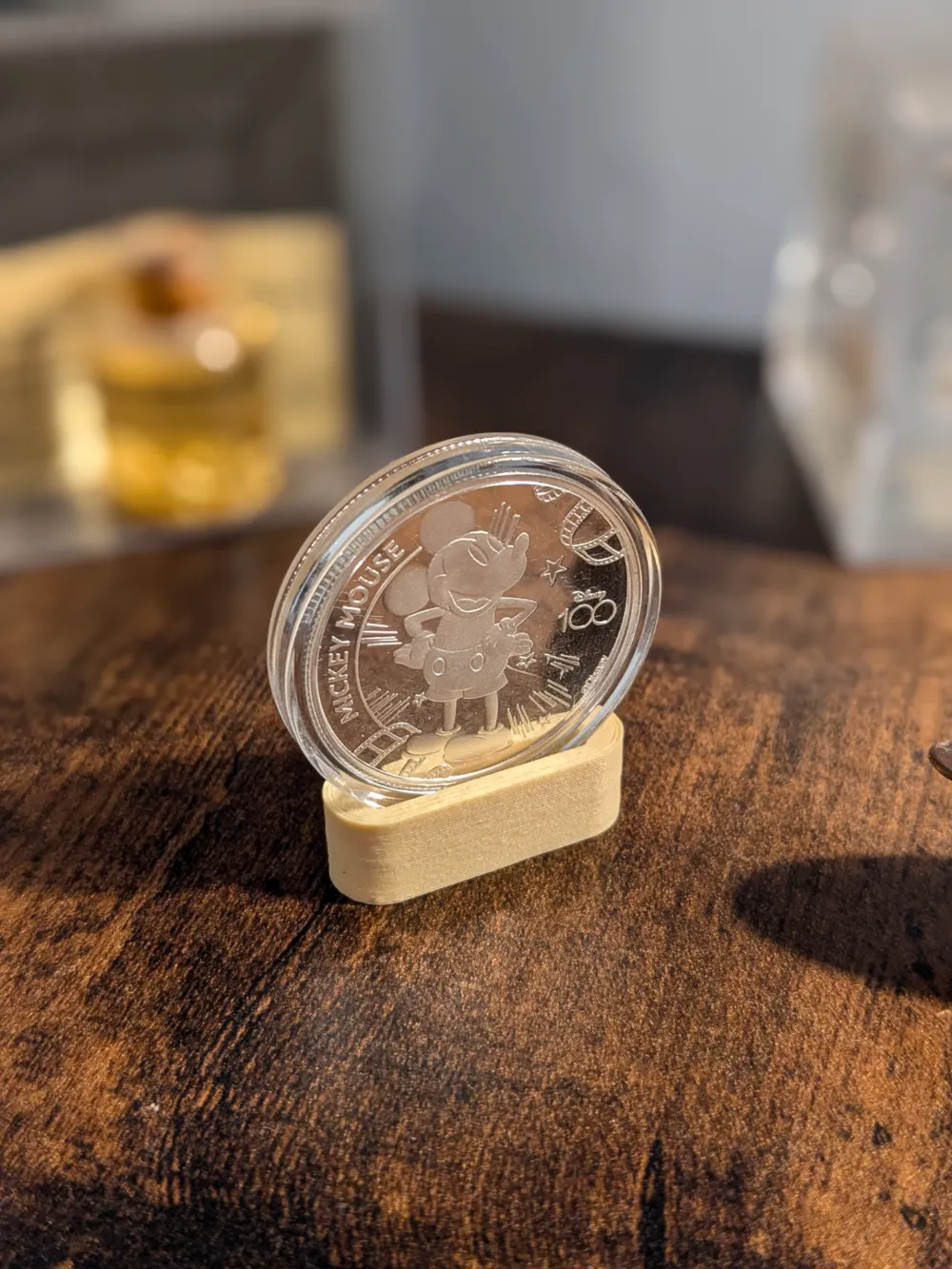 Coin Holder by Toasty MakerWorld: Download Free 3D Models