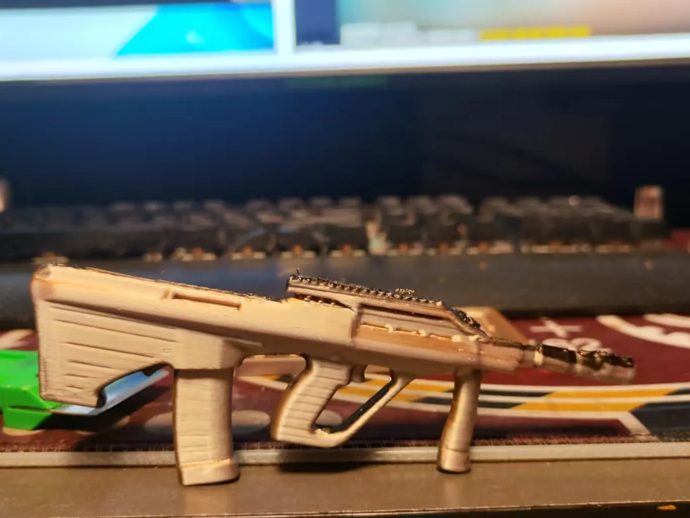 1:6兵人武器-AUG突击步枪 来自 熊小猫 - MakerWorld