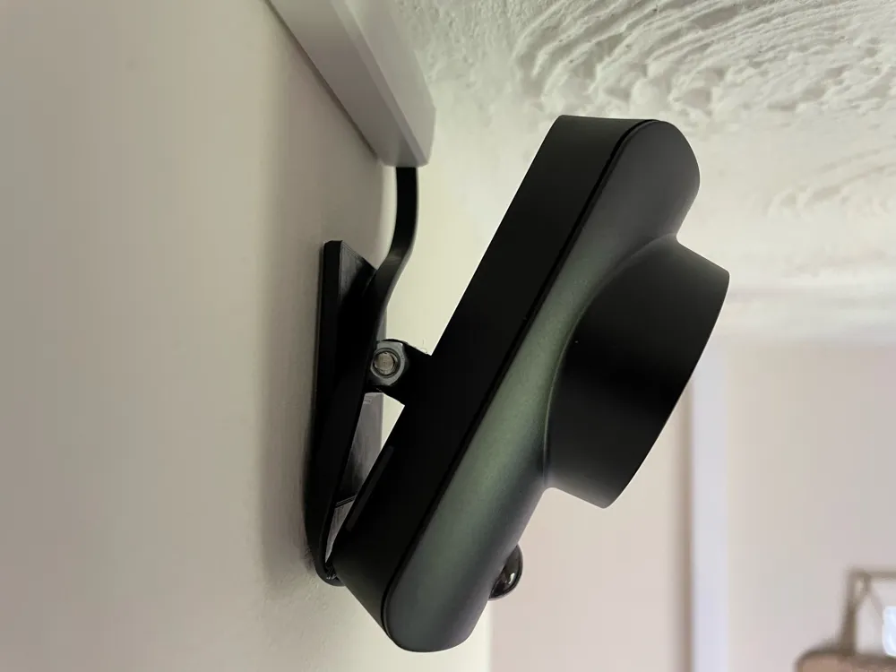 Simplisafe Indoor Camera Wall Mount by jnsy - MakerWorld