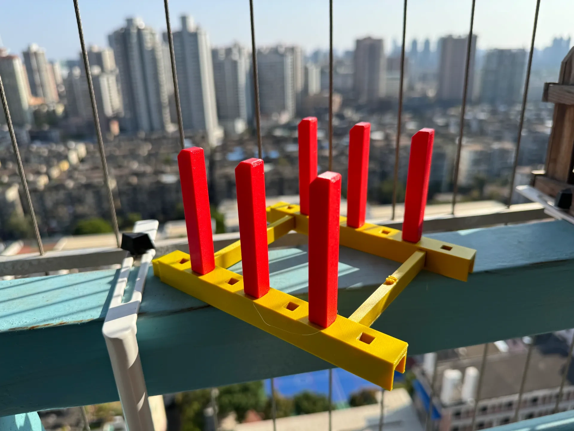 Adjustable Modular Plate Rack by jedispy - MakerWorld