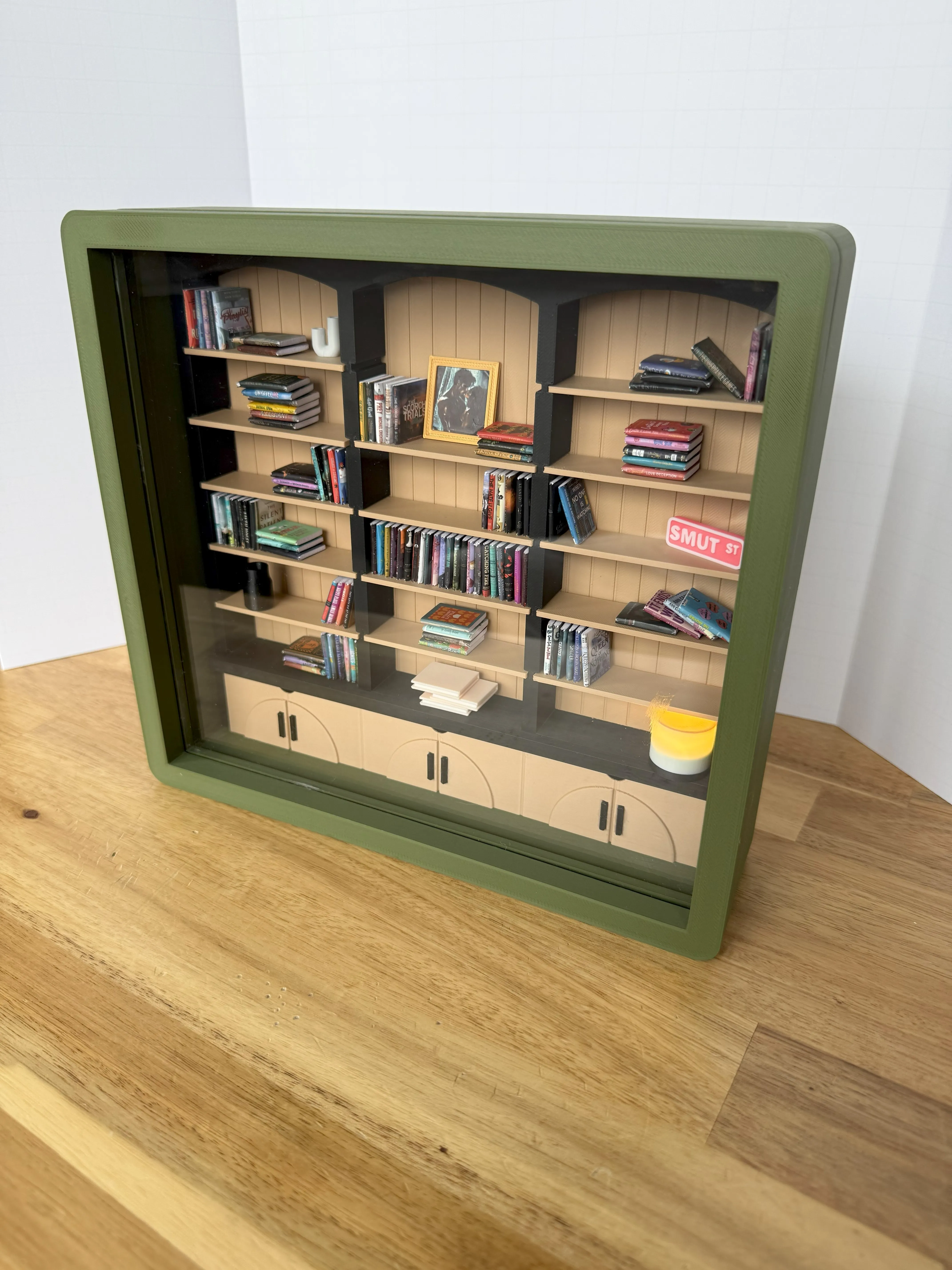 Fidget Bookcase by wuboo MakerWorld: Download Free 3D Models