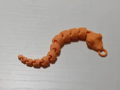 Articulated snake keychain by IMORTANT JOE - MakerWorld