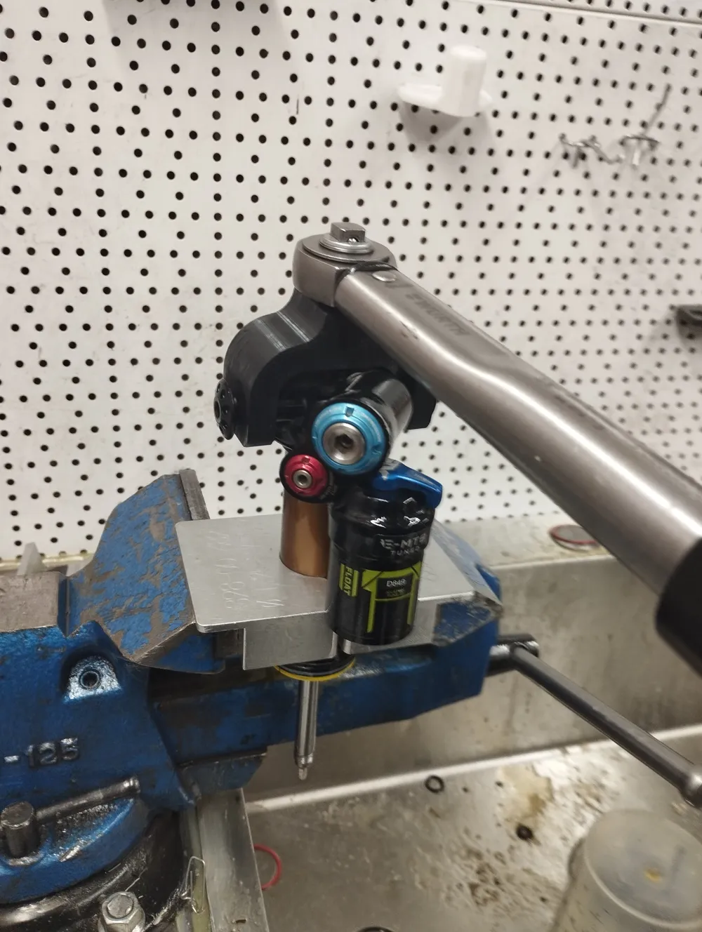 Trunnion torque tool by GregFrison - MakerWorld