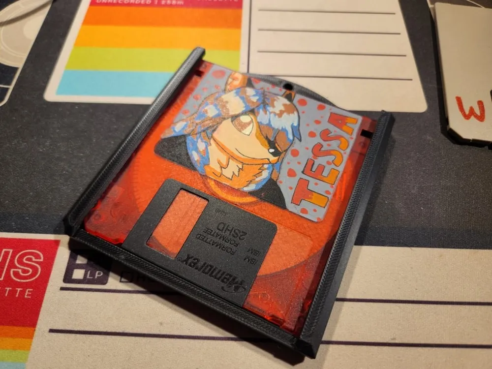 3.5" Floppy Disk Lanyard Frame by Techdisk - MakerWorld