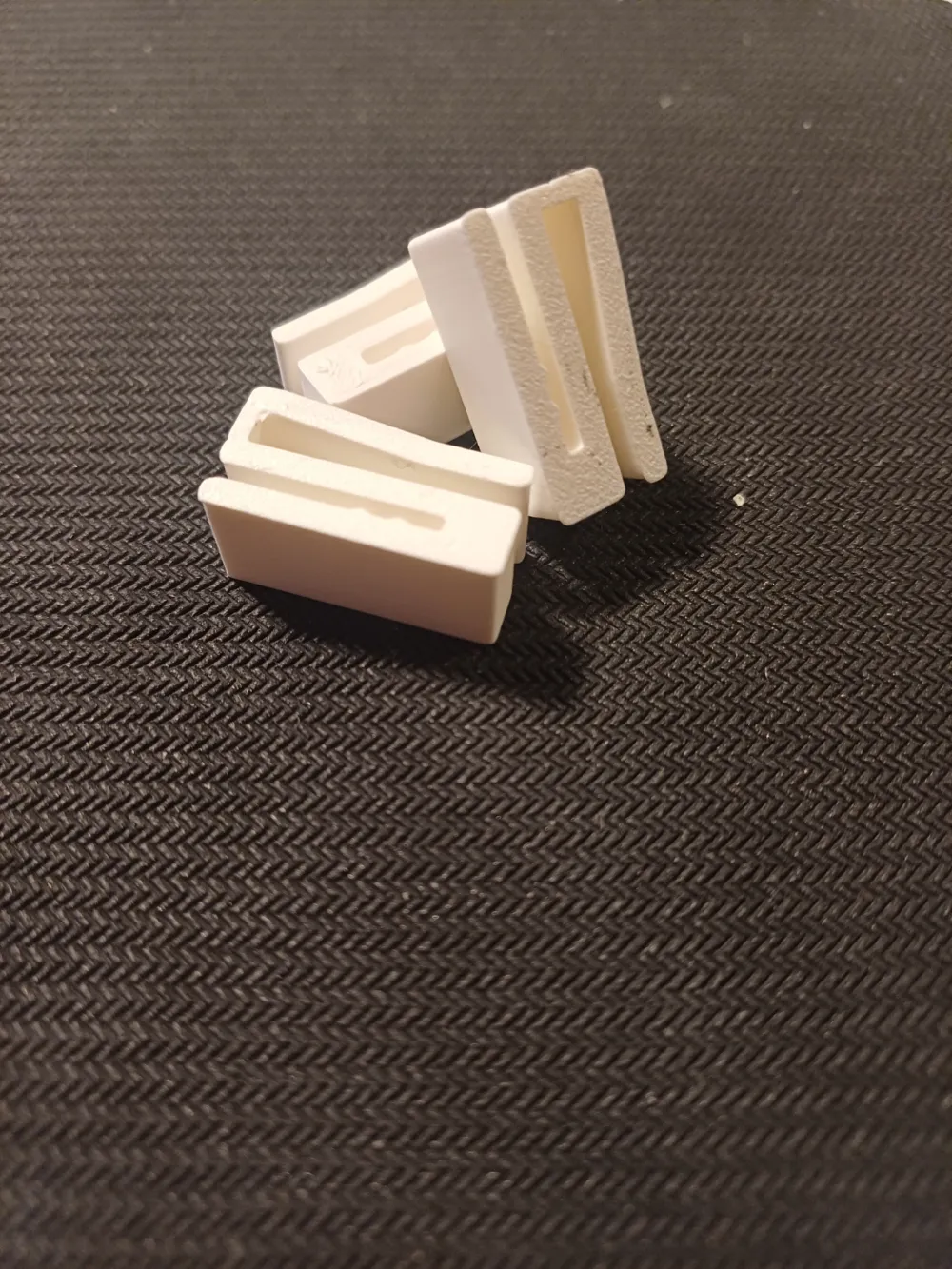 Simple filament clip by Burak6565 - MakerWorld