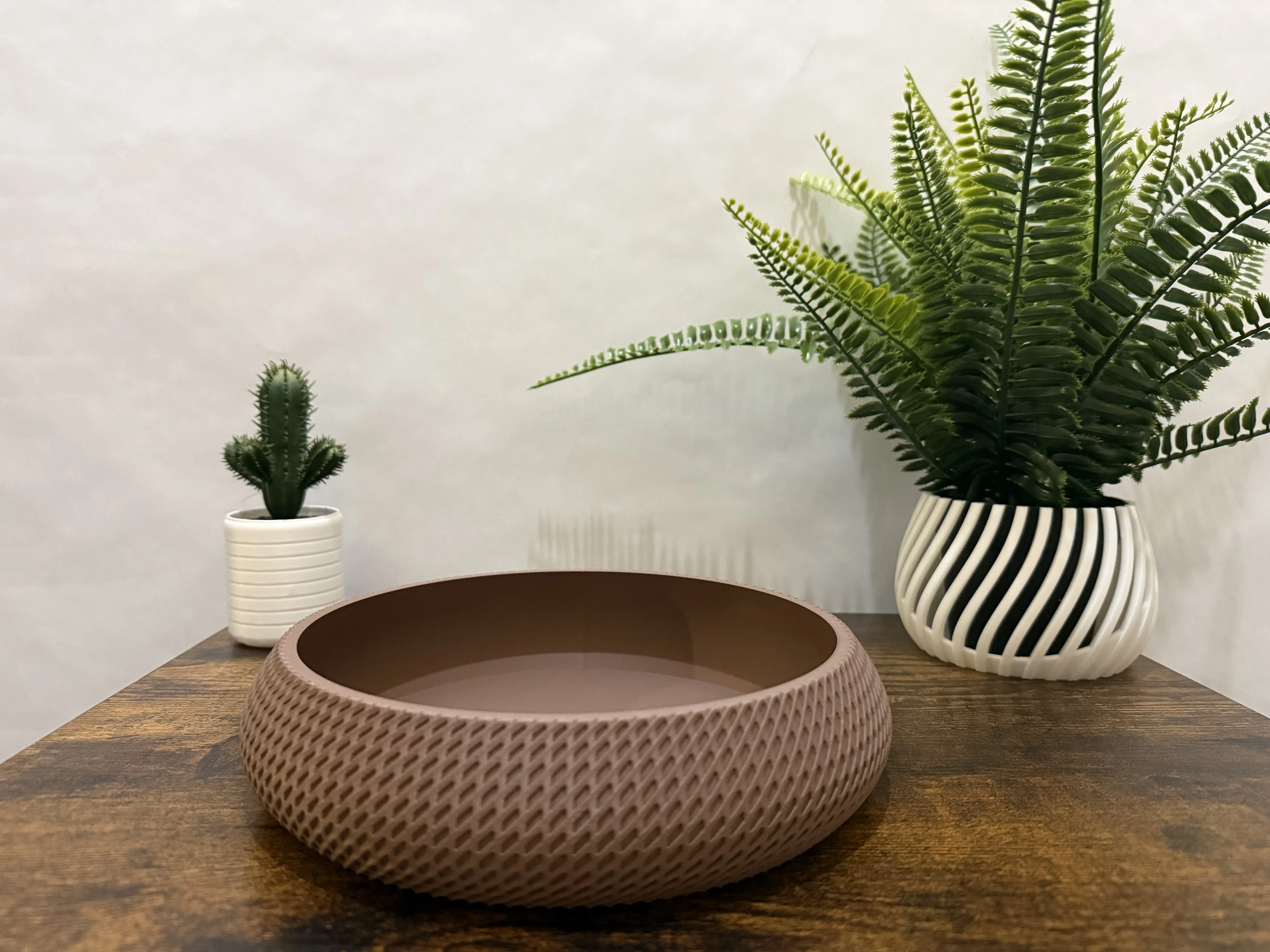 Wood Textured Catch All Bowl / Centerpiece - Free 3D Print Model ...