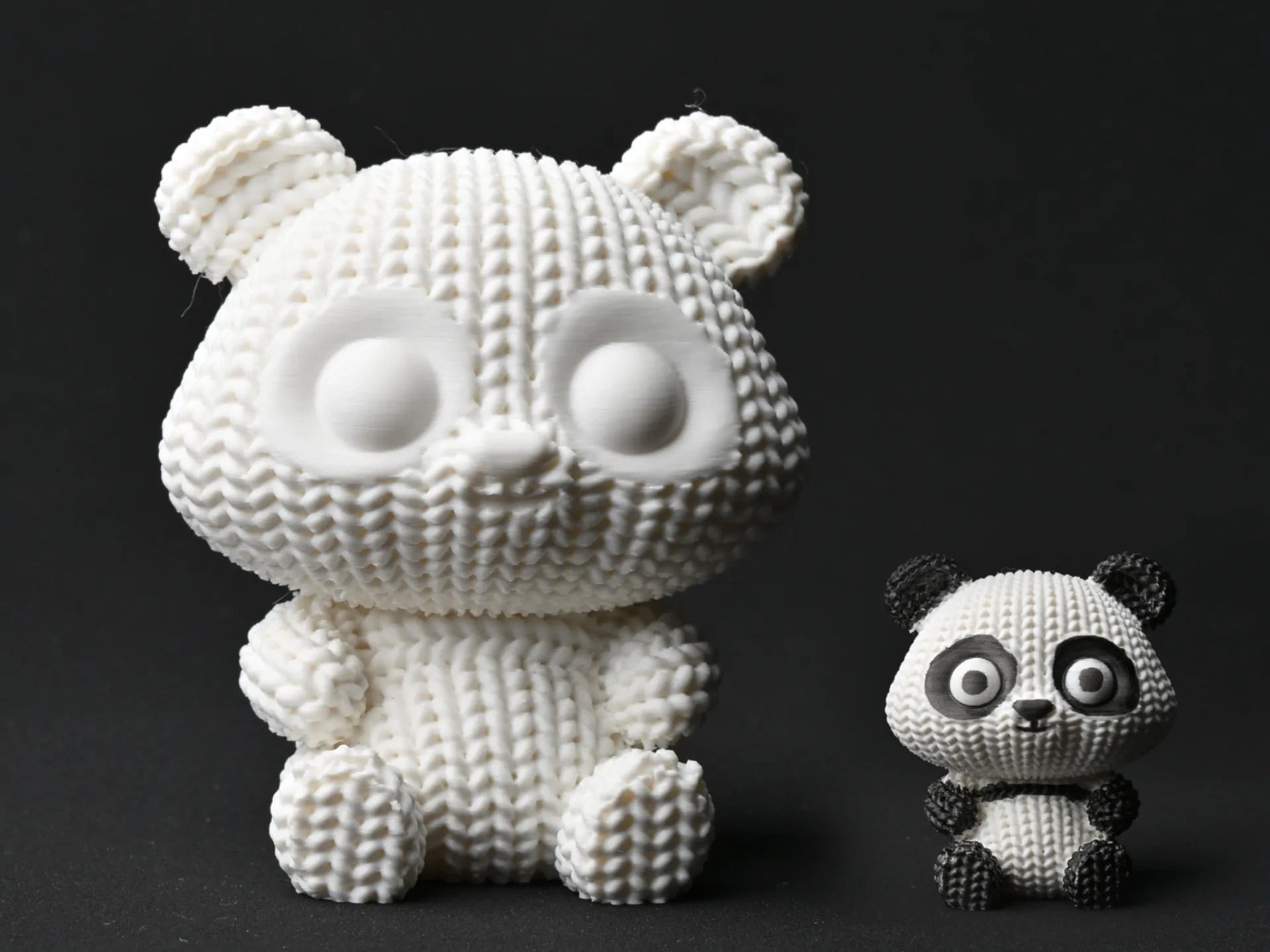 Adorable Knitted Panda/Woven Panda (Monochrome vs Multicolor AMS) by ...