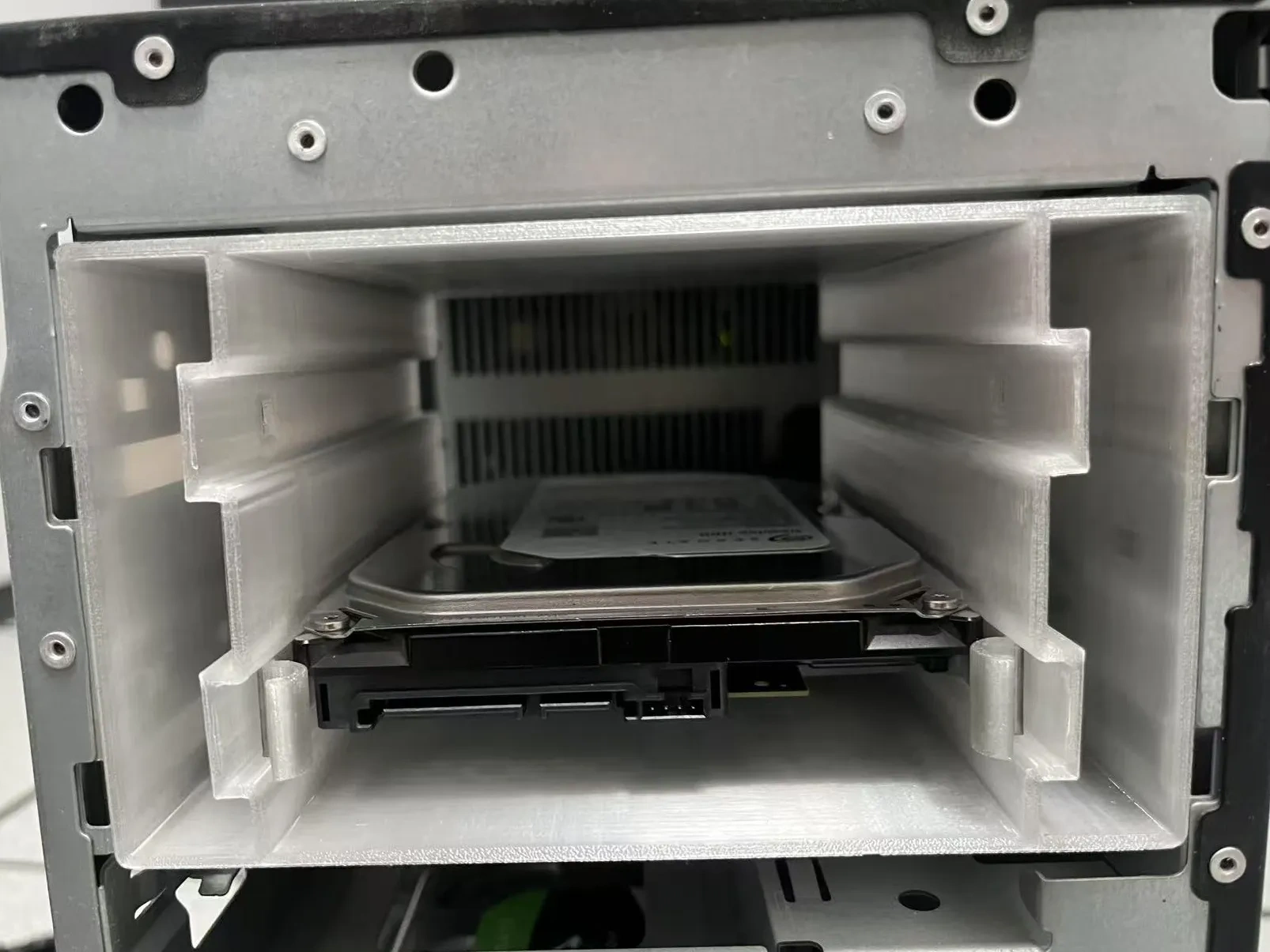 5.25-inch optical drive bay 3.5-inch hard drive cage by user_621306720 ...