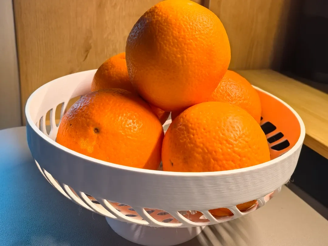 Rotating Hollow Fruit Plate by Chasing Light - MakerWorld