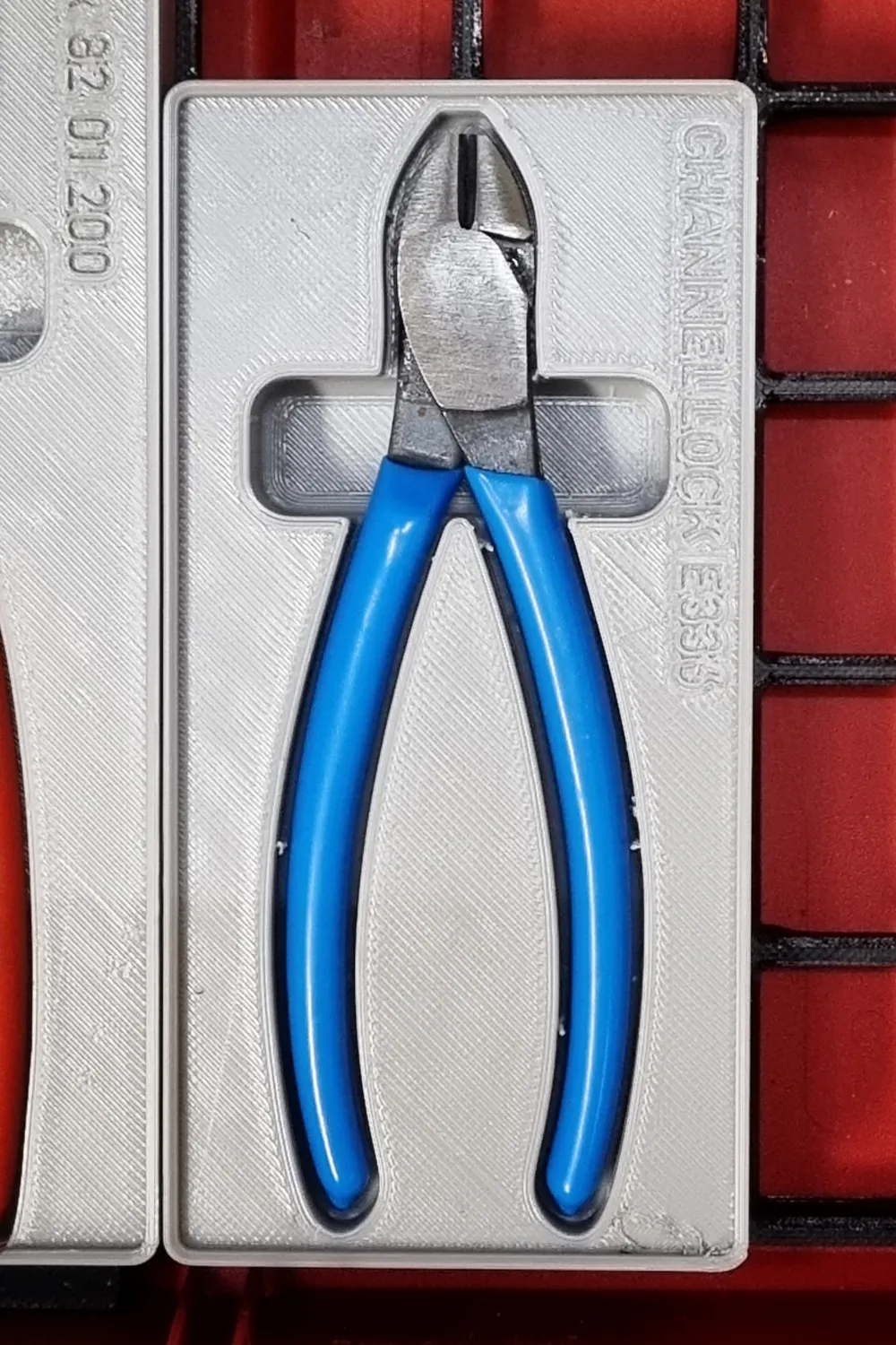 Gridfinity Channellock E336 6" cutter by A. Gonz. - MakerWorld